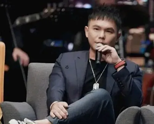 Toyz嫌醋飯難吃挨超派鐵👊！超哥遭判刑6個月定讞 | 爆料公社